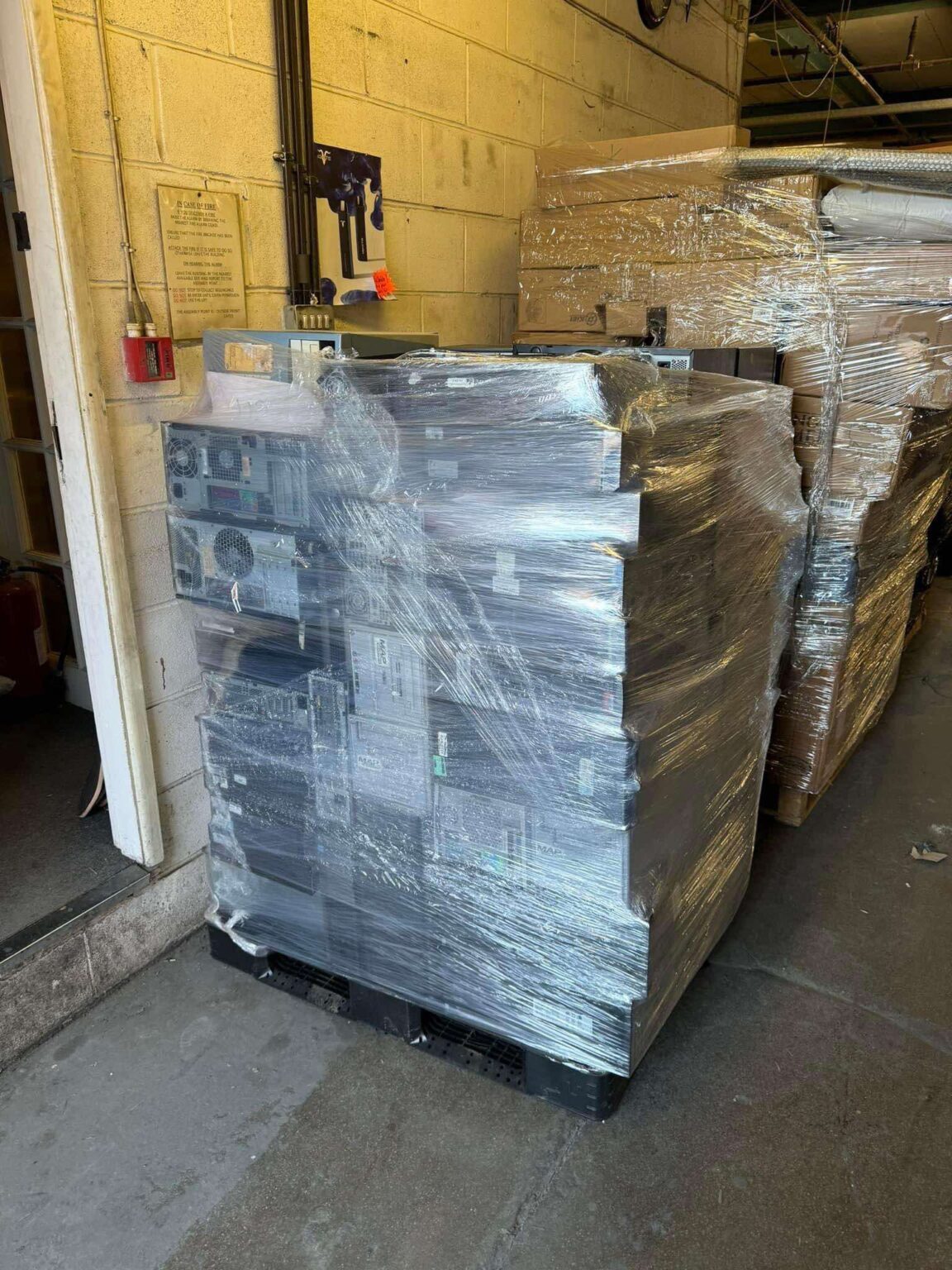 Stockport Pallet Warehouse – Brand New, Returns & Clearance Wholesale Stock