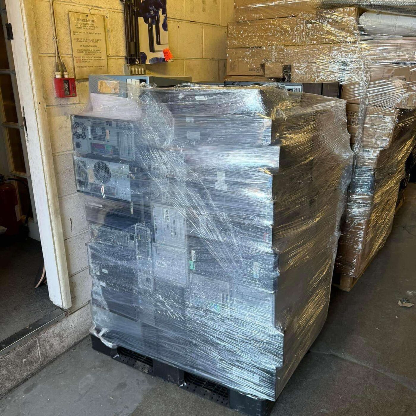 Stockport Pallet Warehouse – Brand New, Returns & Clearance Wholesale Stock